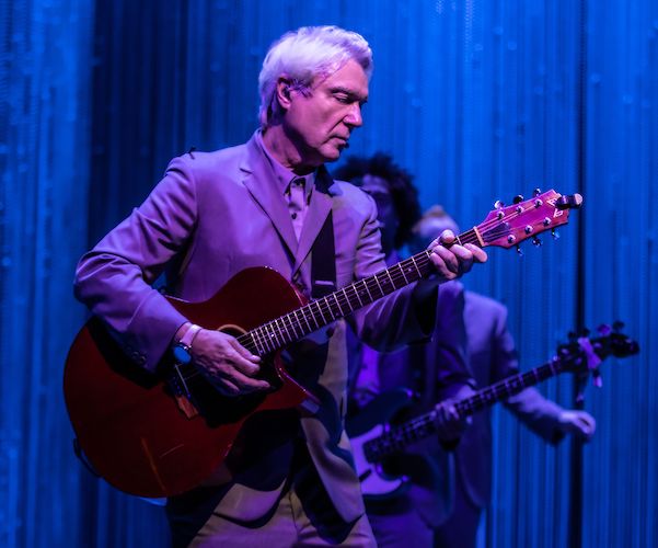 Theater Review: David Byrne's Wondrous "American Utopia" - The Arts Fuse