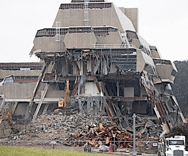 Visual Arts Commentary: Preservation, Two Cases of To Be or Not to Be ...