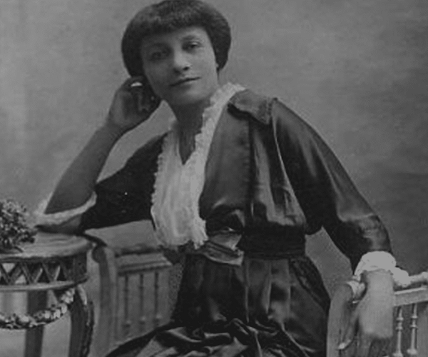 Poetry Review: "Island Heart" - The Dance of Passion - The Arts Fuse