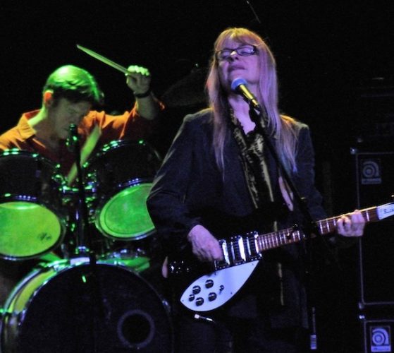 Music Interview: Singer Songwriter Robin Lane on a "Dirt Road to Heaven ...