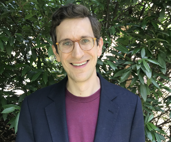 Book Review: "Realigners" - Stuck in the Middle - The Arts Fuse