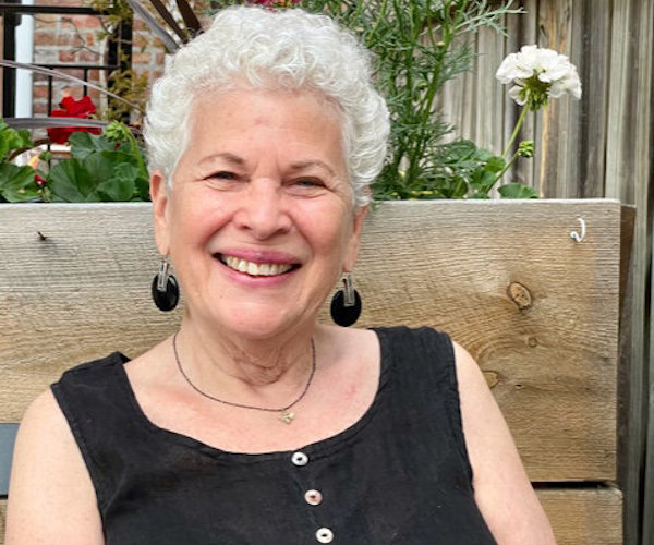 Poetry Review: "Blood Lines" - Living into the Dark - The Arts Fuse