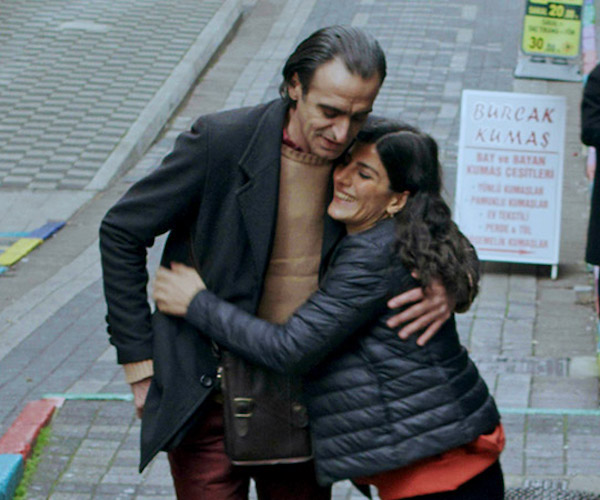 Film Review: "No Bears" - An Iranian Director's Muted Act of Subversion - The Arts Fuse