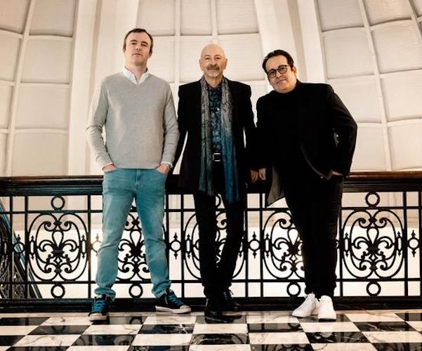 Jazz Album Review: Steve Smith & Vital Information's "Time Flies" - Deft and Muscular - The Arts ...