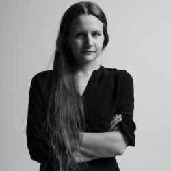 Book Review: "Mood Machine" - In the Mood for Manipulation - The Arts Fuse